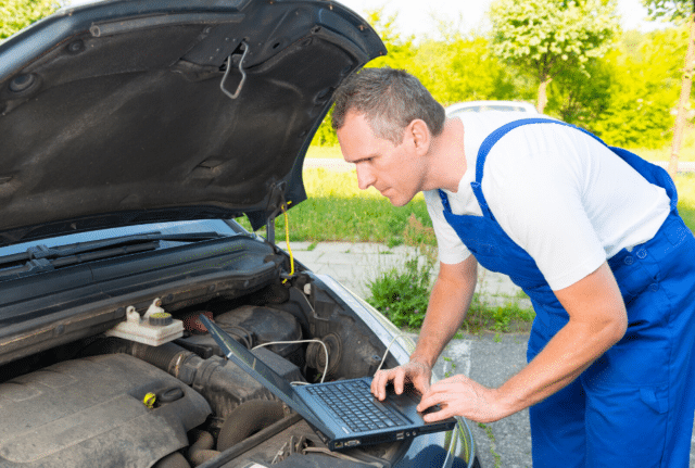 7 Advantages Of Hiring A Mobile Mechanic - Armormax